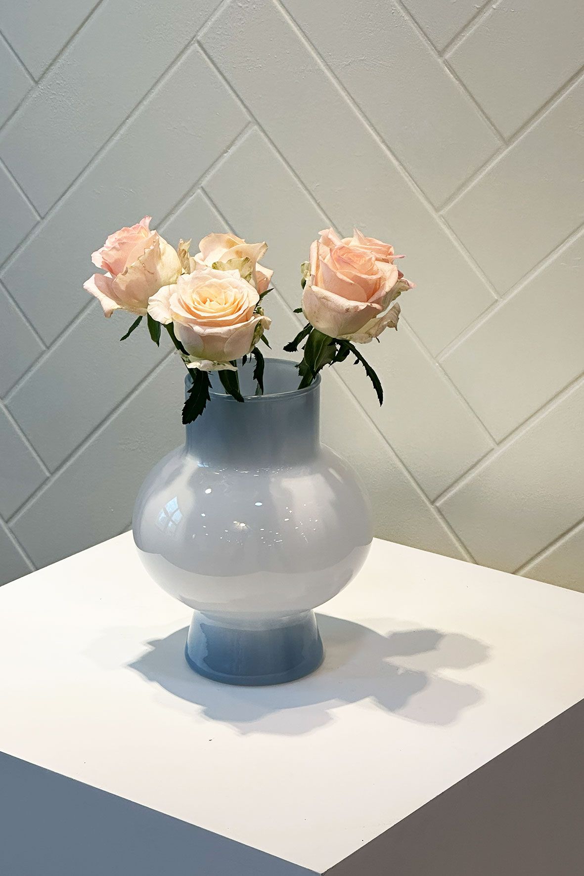 [80's Retro Edition] Ari Blue Vase